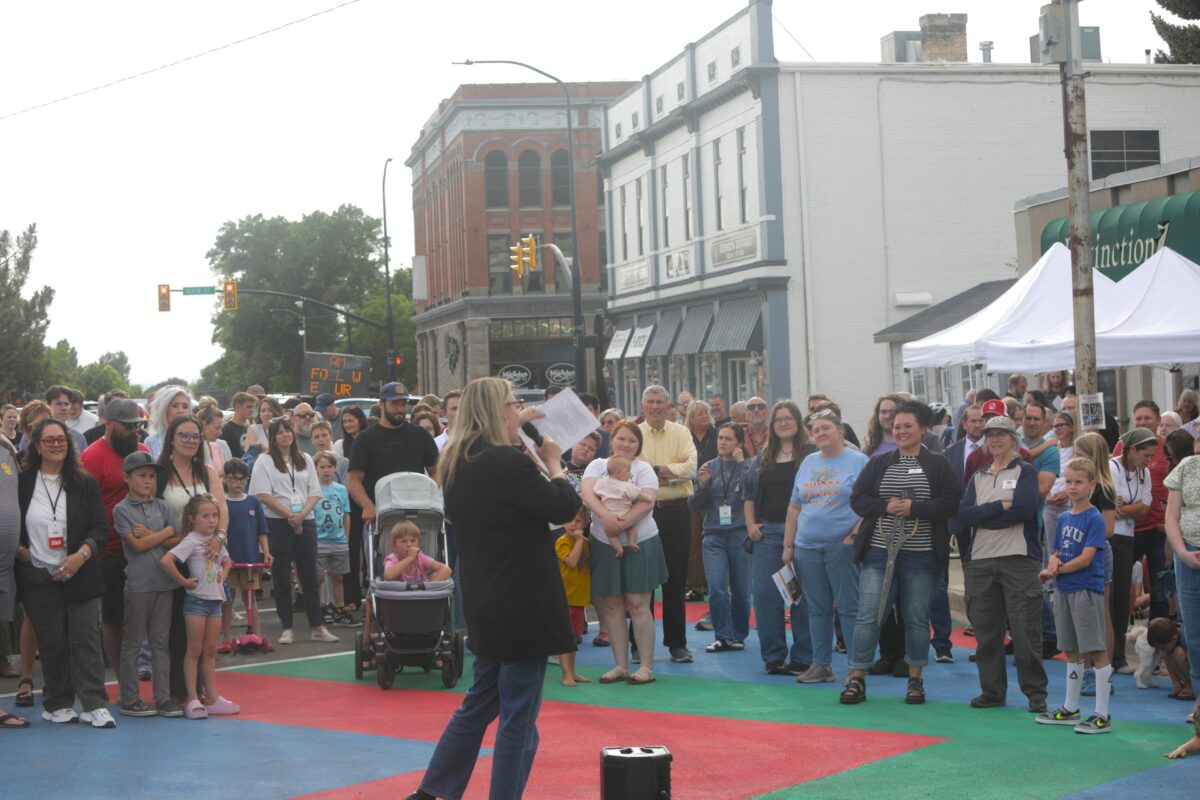 Taking in the artwork: Springville unveils walkable art loops downtown ...